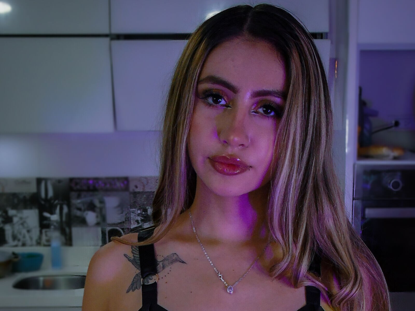 Cam Nude Xxx Amalytaylor 18hotfuck